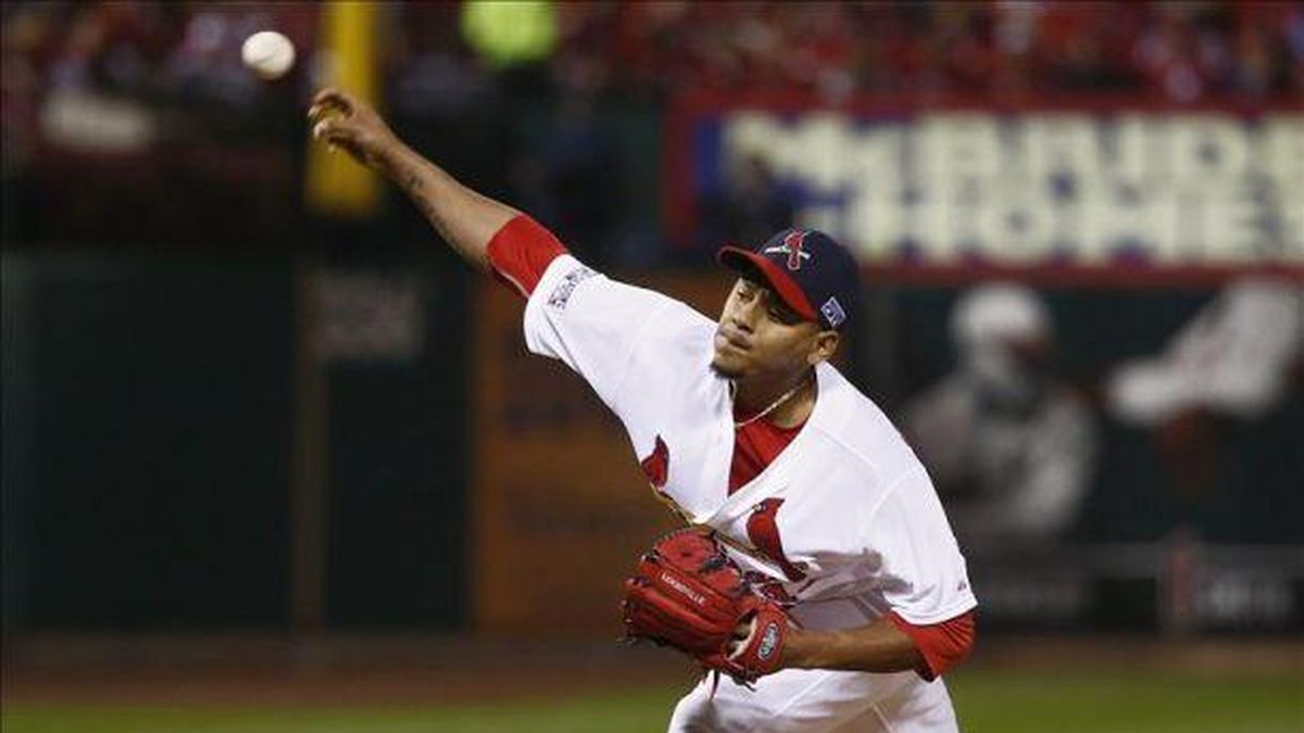 9-0. Martínez vence a su compatriota Colón y a los Mets