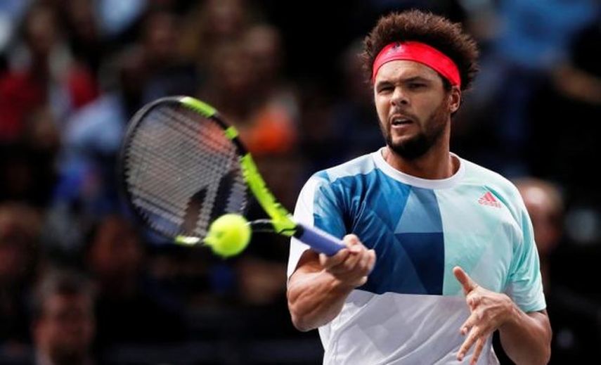 Tsonga remonta a Nishikori y suspira por la Copa Masters