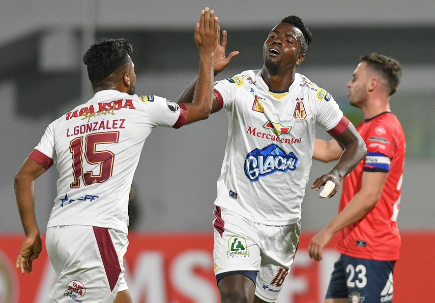 Tolima elimina al Medellín y Huila regresa a Segunda División tras 23 años