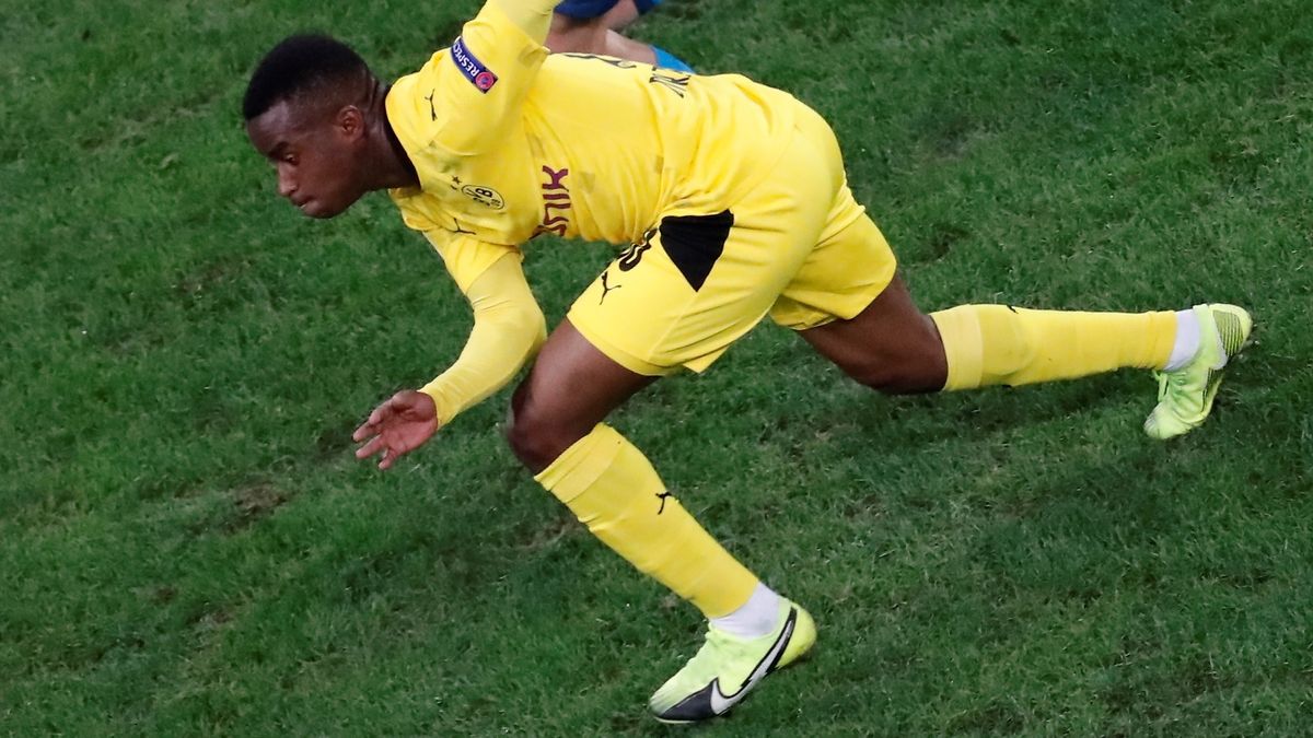 Moukoko, el debutante más joven